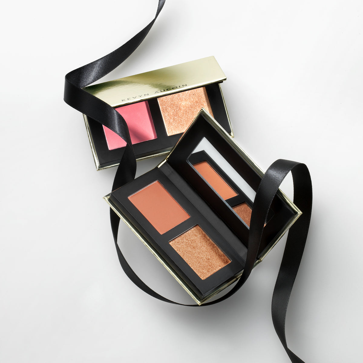 highlighting blusher